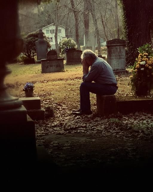 A Stranger Wept at My Mother’s Funeral – None of Us Recognized Him ...